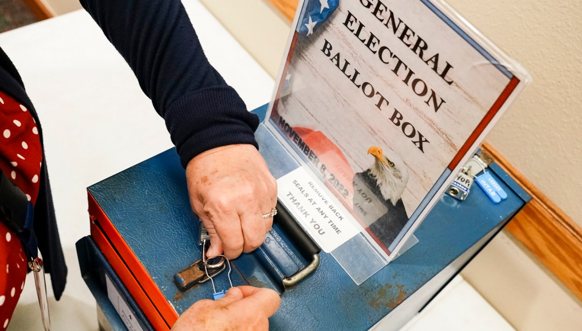 Split-ticket voters could be Senate savior for Democrats