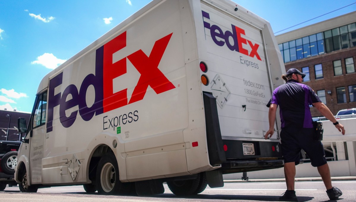 FedEx responds to reports of missing body it lost during shipment