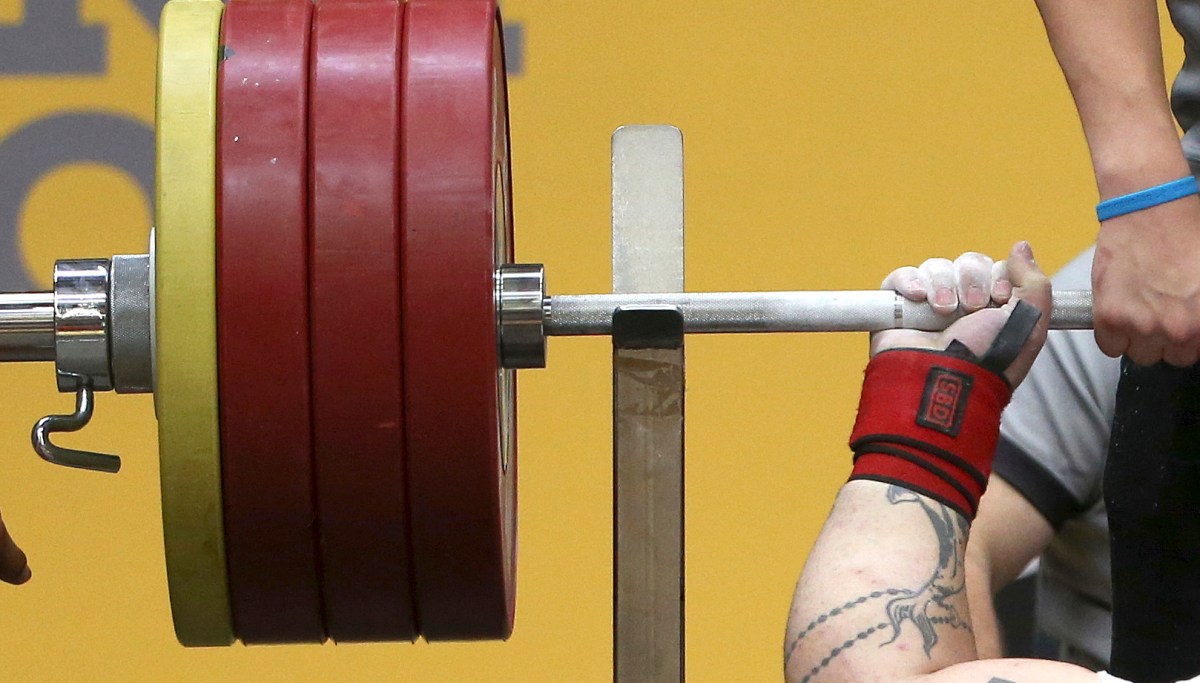 Male powerlifter competes at women's event, smashes record set by trans ...