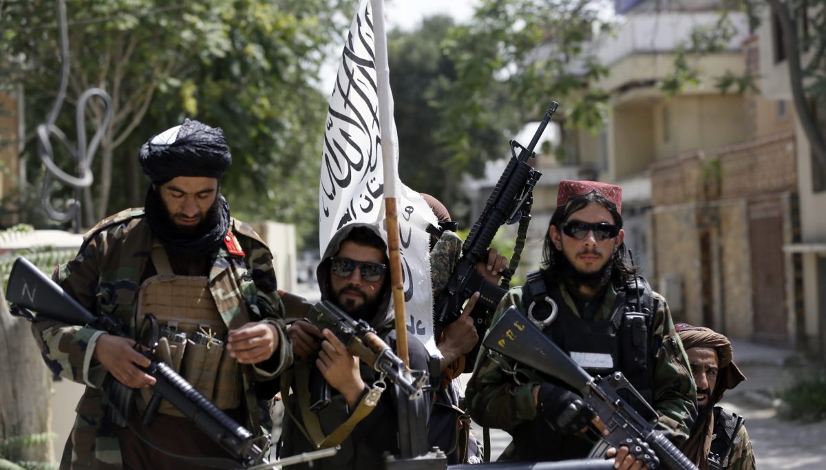 Former CIA operative: I wouldn't get the stranded Americans in ...