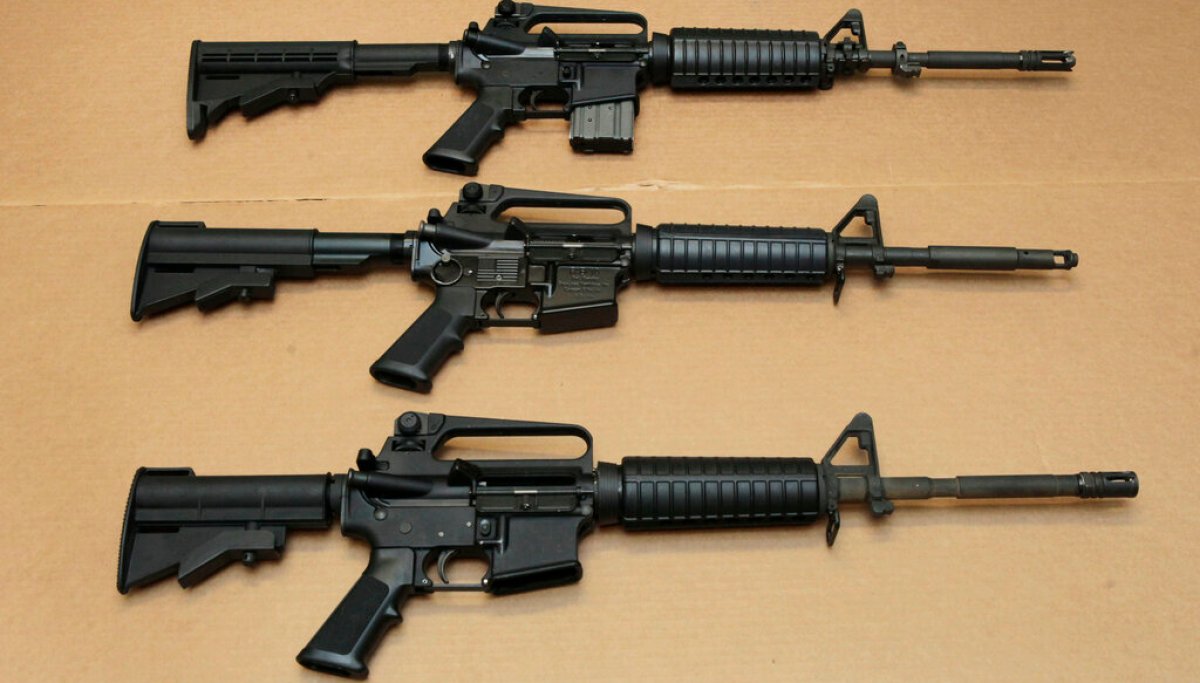 Illinois Legislature passes assault-style weapons ban