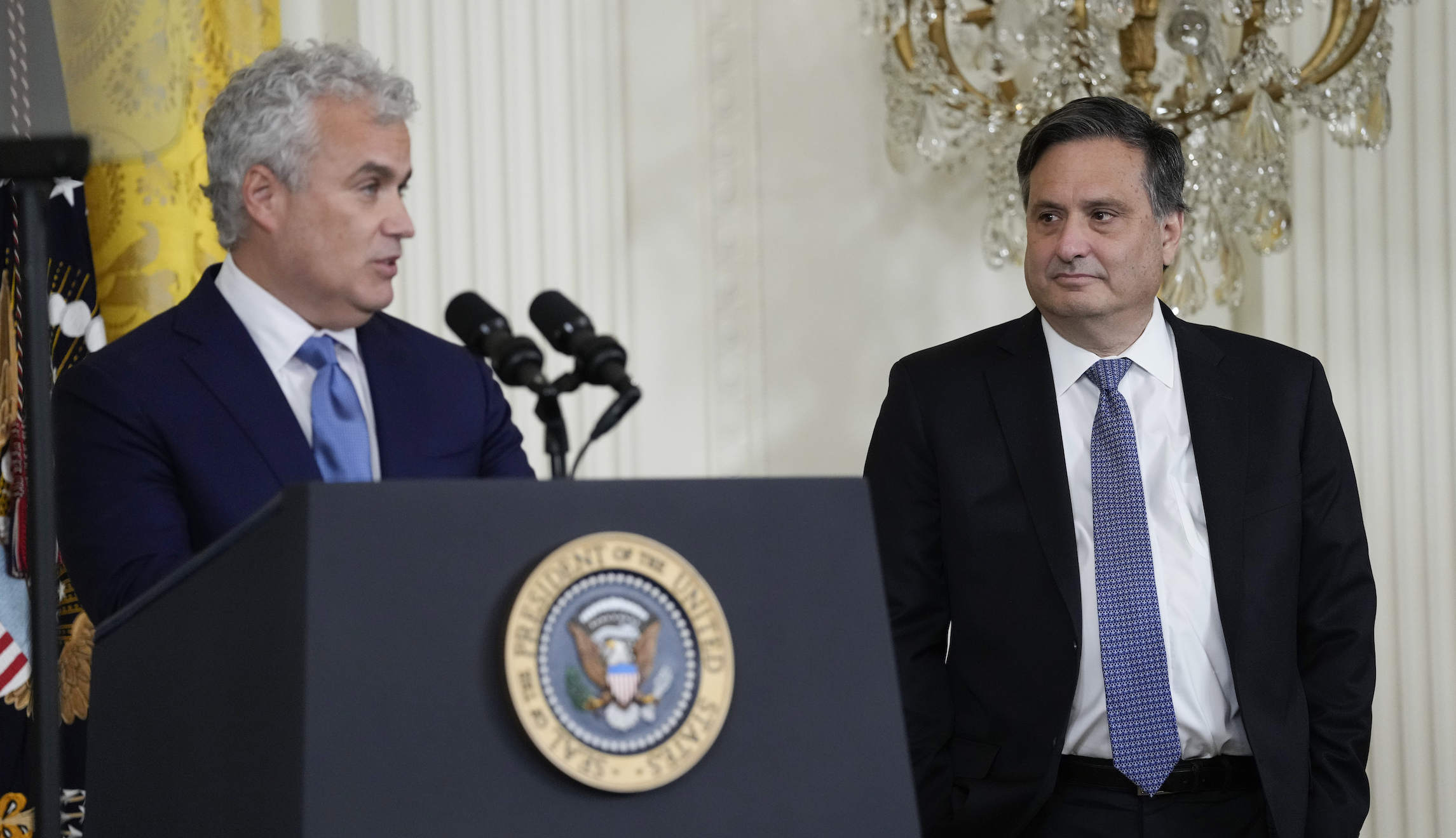 White House moves top communications aide to chief of staff office