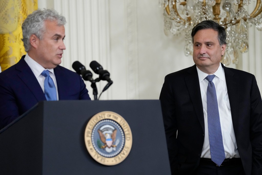 Jeff Zients feels the heat as new White House chief of staff