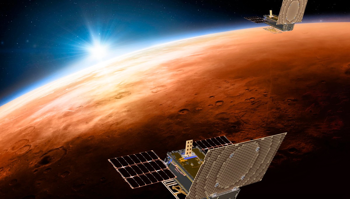 Mars rover discovers structures with the appearance of a shark fin and ...