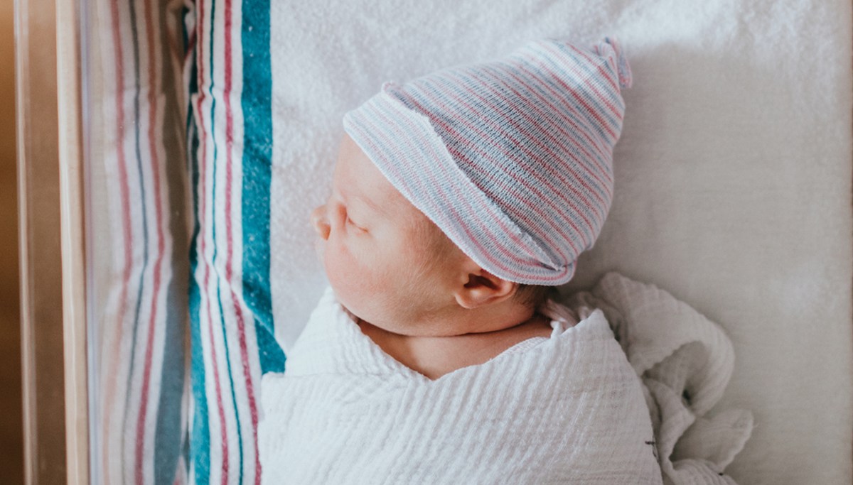 The public's ideal family size is a full baby greater than the actual ...