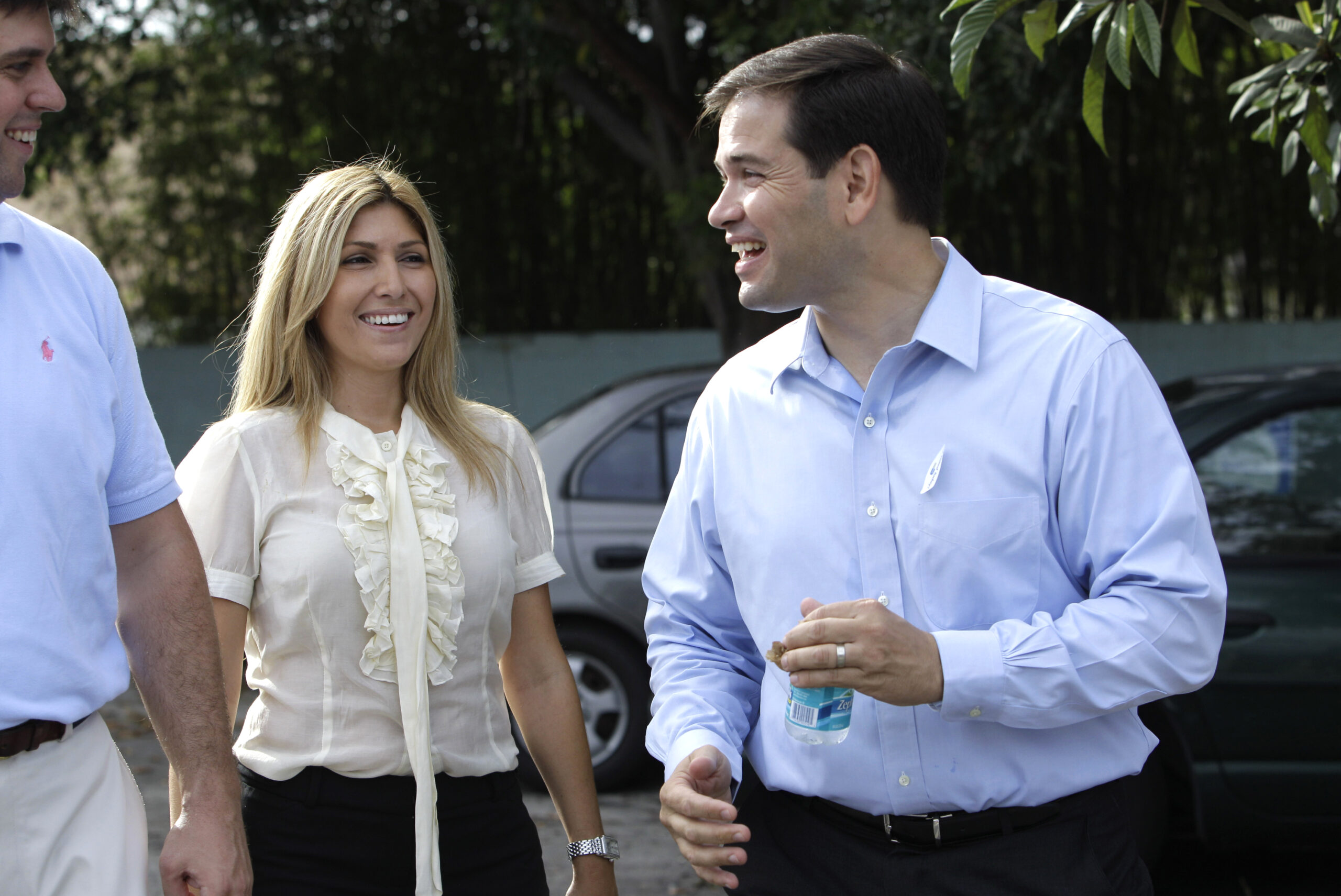 Marco Rubio's Colombian-American wife excites local community ...