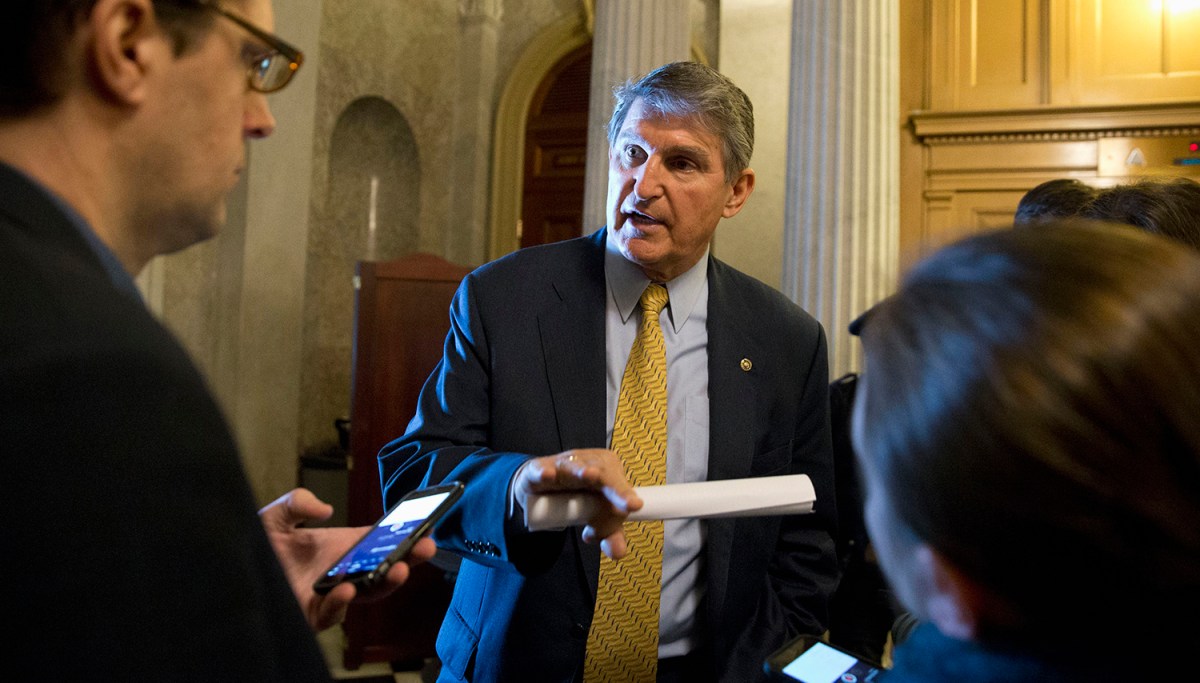Manchin plans to meet with Trump's Supreme Court nominee