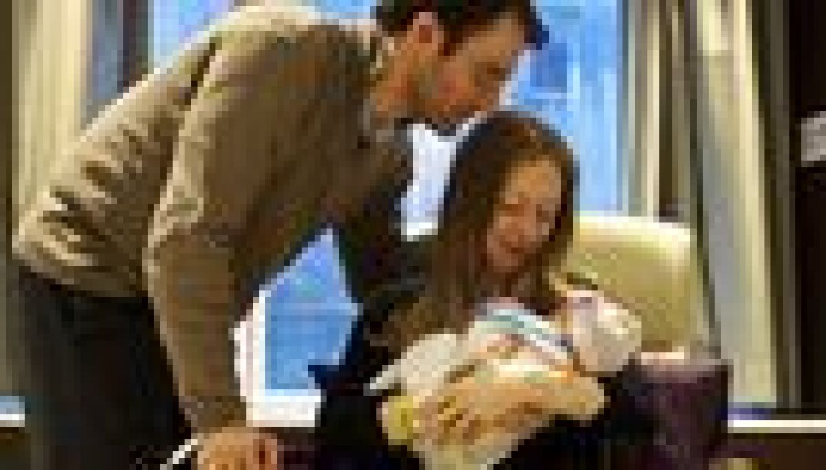 It’s a girl: Chelsea Clinton gives birth