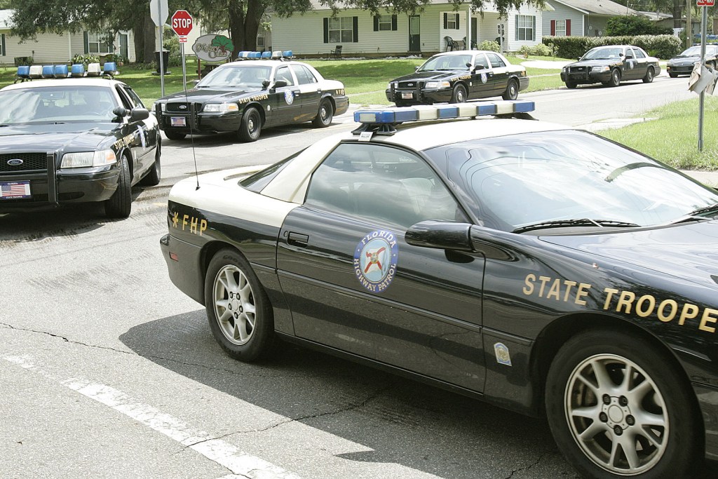 WATCH: Florida Highway Patrol officer blocks reckless driver with own ...