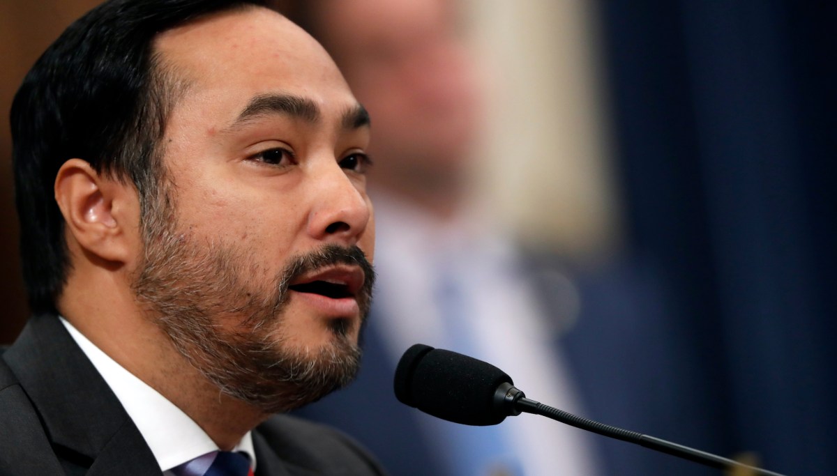 Democrat Joaquin Castro undergoes surgery to remove intestinal tumors