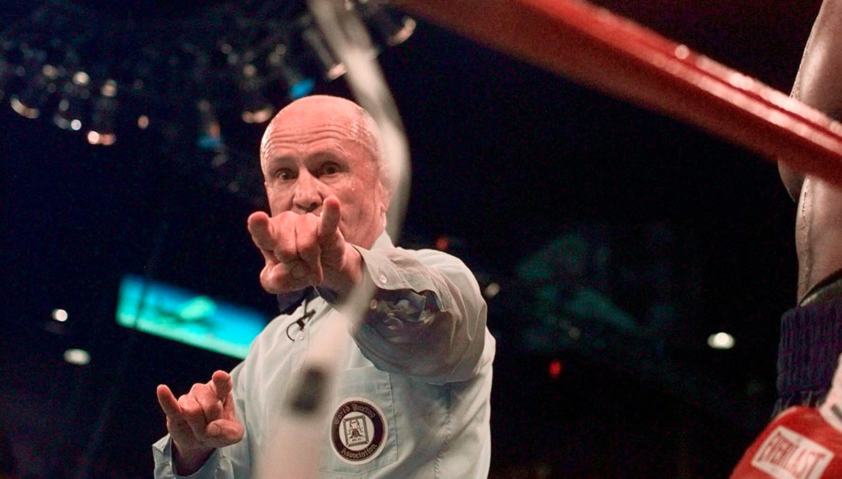 Mills Lane, 'Bite Fight' boxing referee, remembered as sports and ...