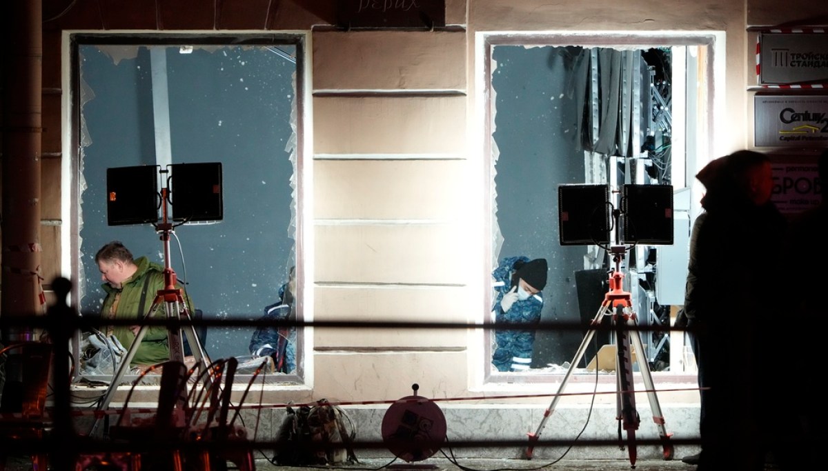 Explosion in Russian cafe kills prominent military blogger