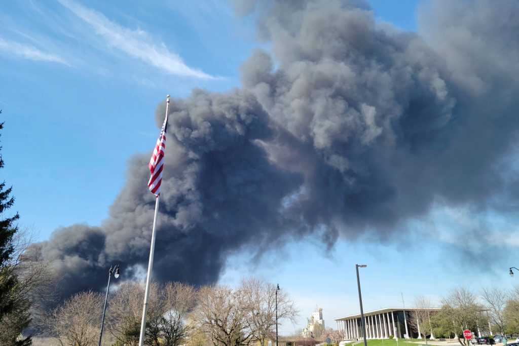 WATCH: Massive Indiana industrial fire emits toxic smoke, winds carry ...