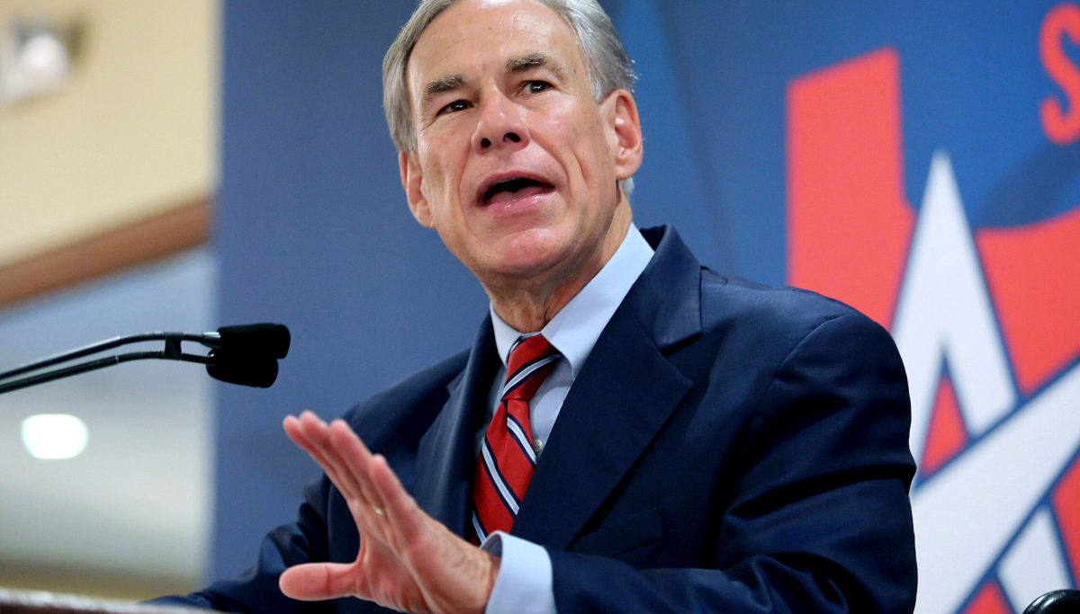 Gov. Greg Abbott signs law prohibiting vaccine mandates from private ...