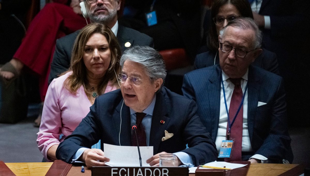 President of Ecuador to brief Congress on battling Mexican drug cartels