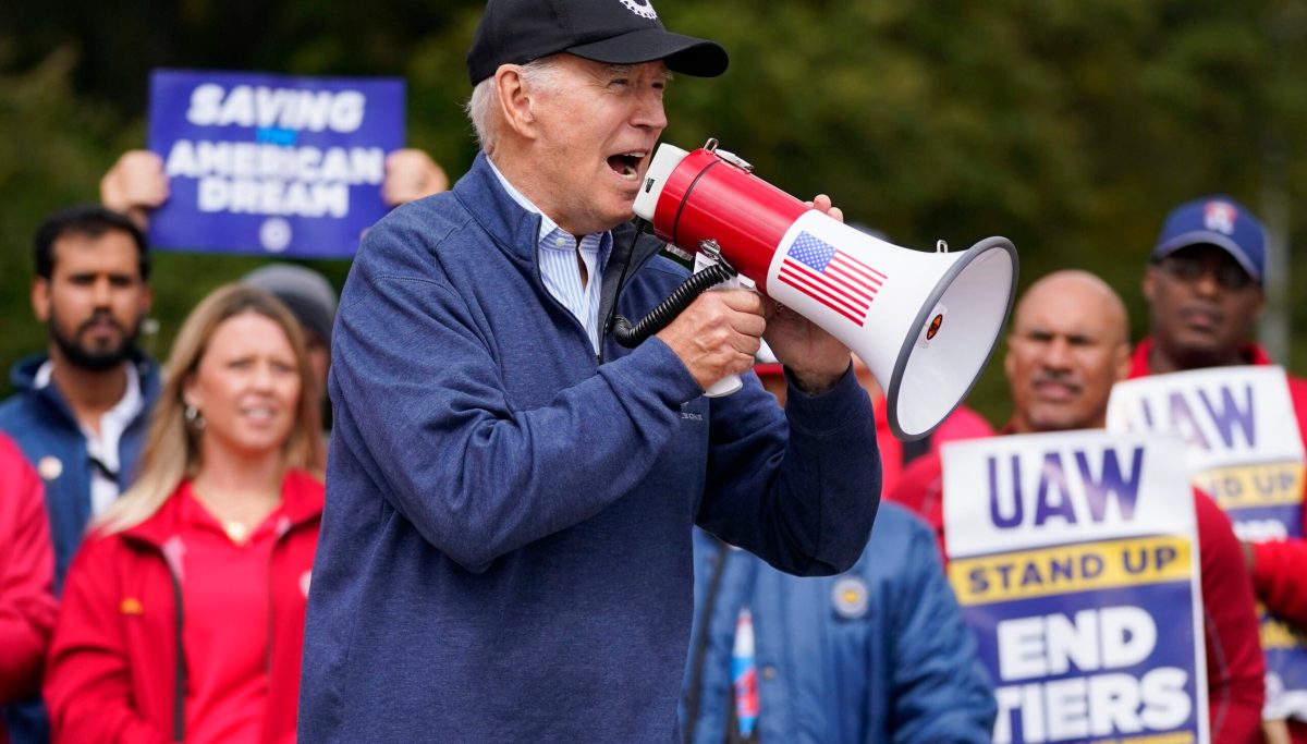 Biden celebrates 'historic' UAW-Ford labor agreement
