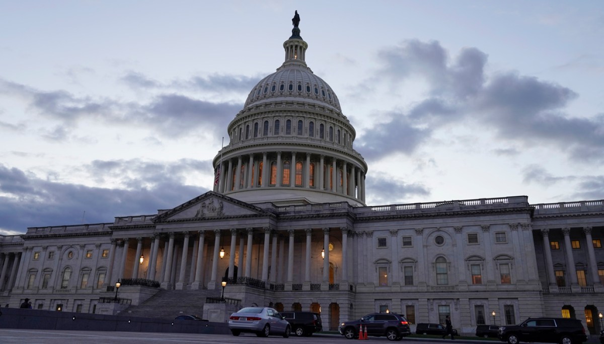 Fired Senate staffer could face criminal charges over hearing room sex ...