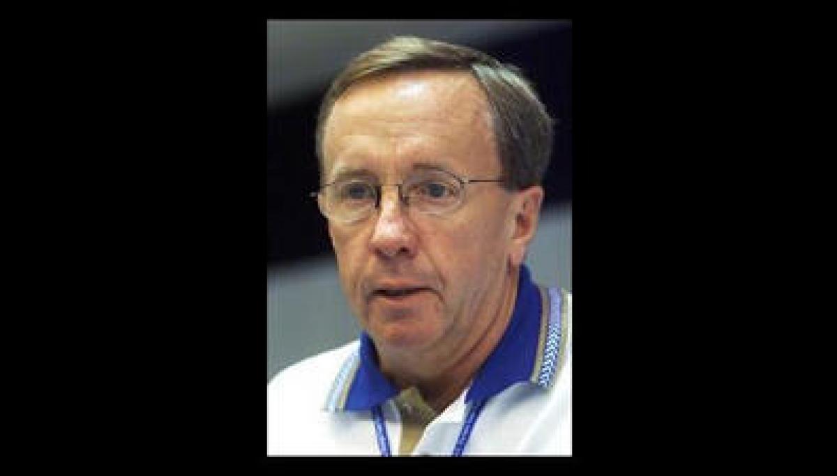 Swim coach Rick Curl to plead guilty to abusing student
