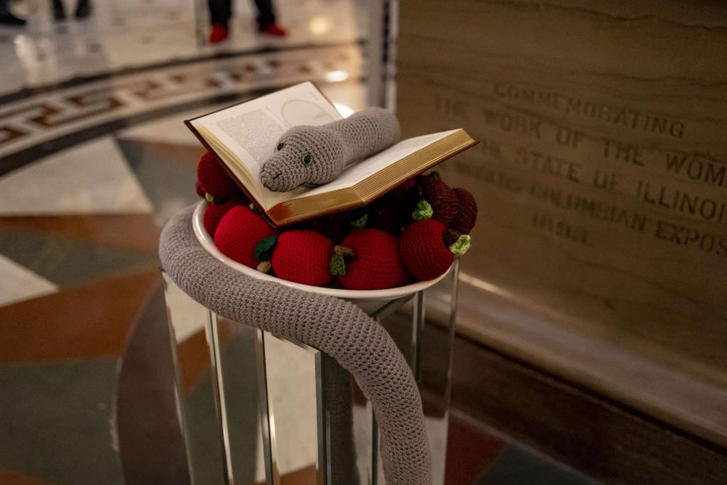 Illinois Satanic Temple debuts display at state Capitol next to ...