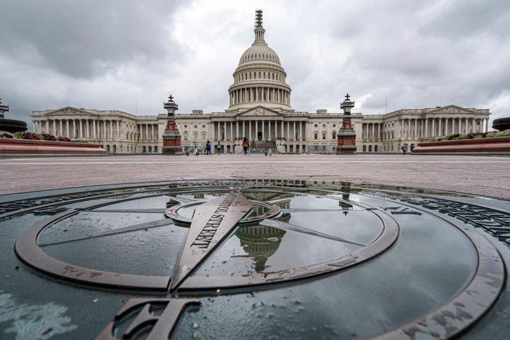 Senate border deal stalls out as House Republicans warn bill 'dead on ...