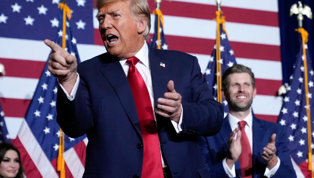 WATCH LIVE: Trump holds campaign rally in Manchester, New Hampshire