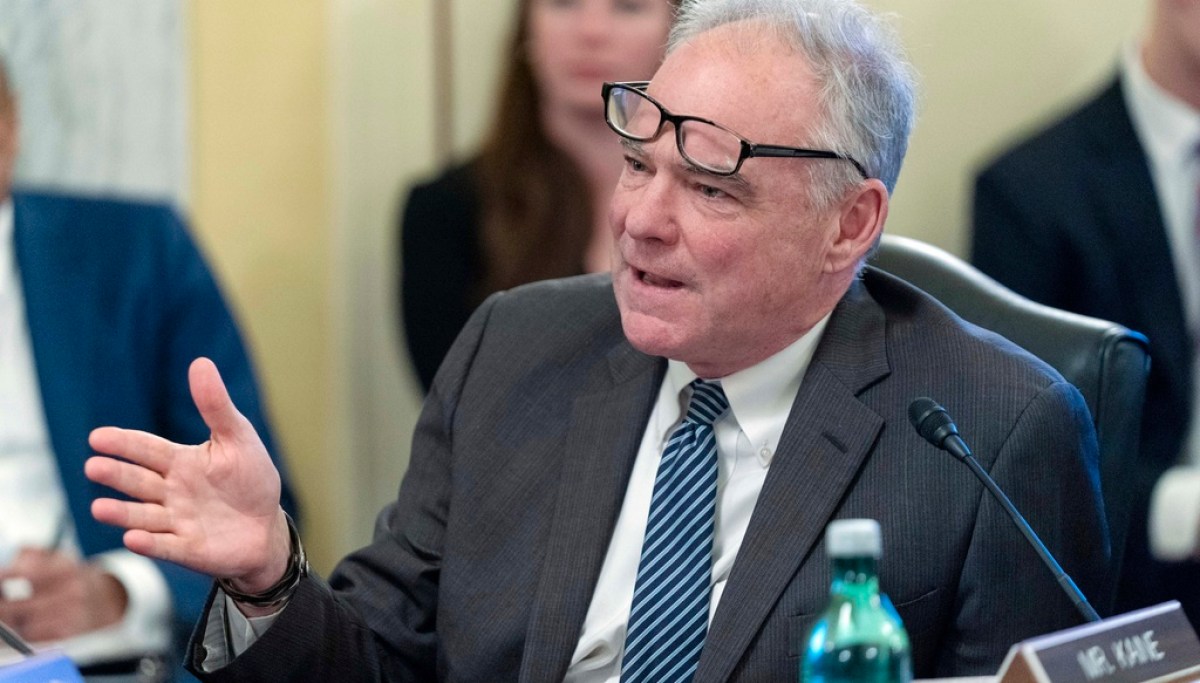 Lawmakers seek to limit China's influence