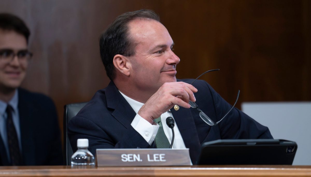 Mike Lee is stepping up for parents online