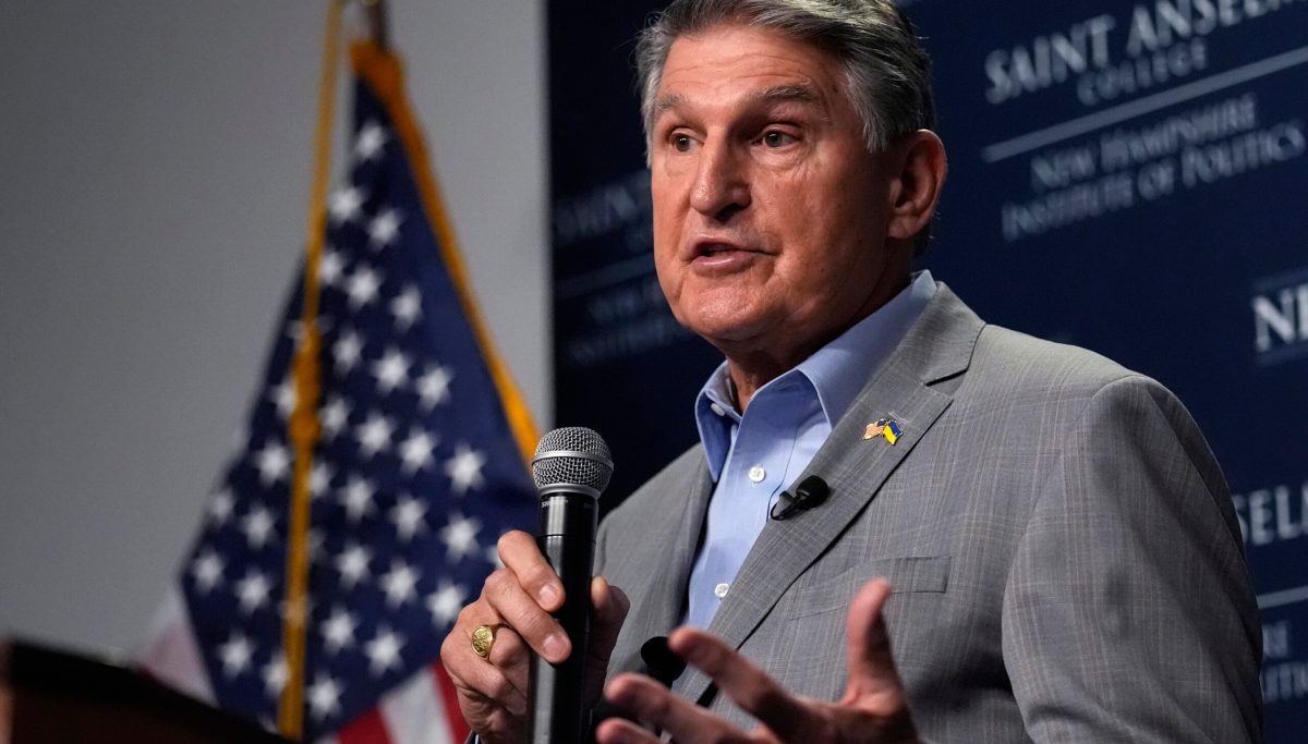 Mad Manchin: Democratic thorn in Biden's side rips bill that abandoned ...