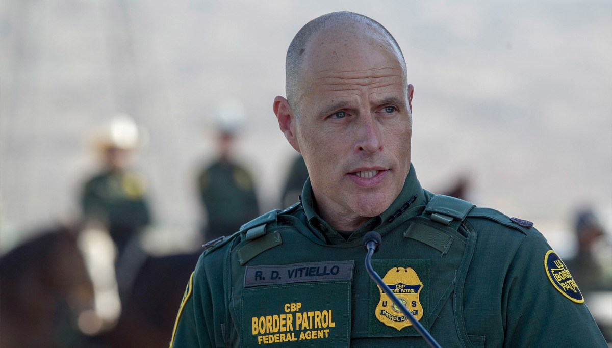 Ex-Border Patrol leader's Senate bid tests potency of immigration ...