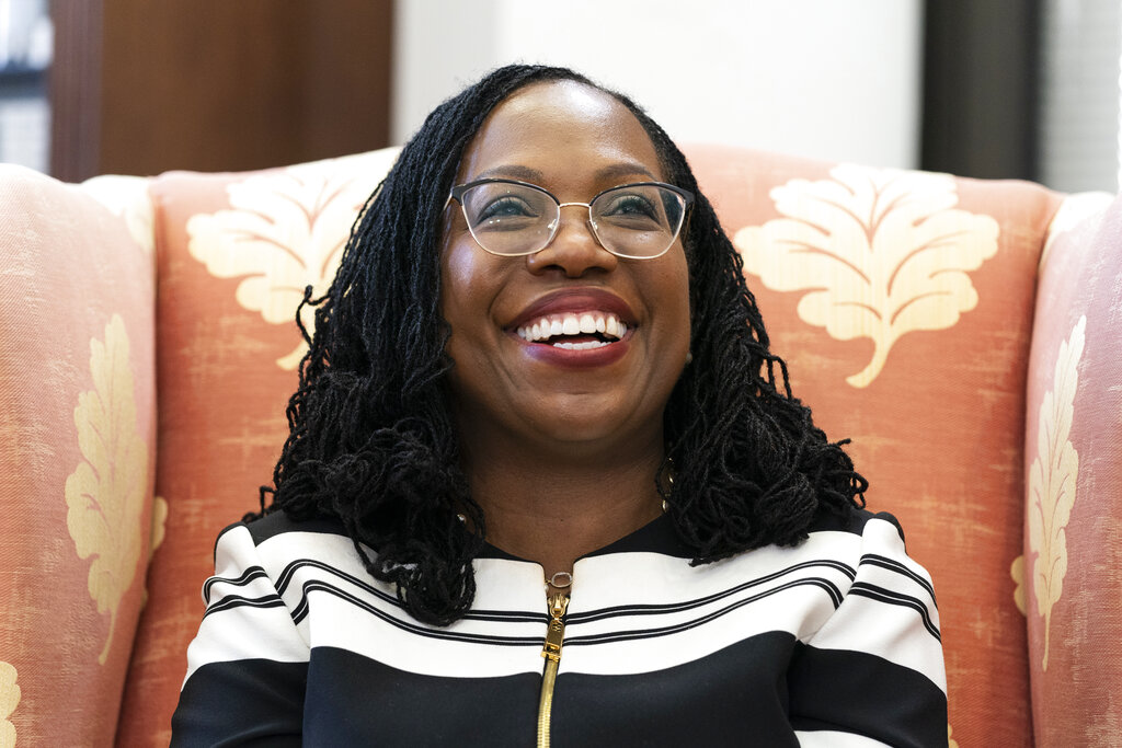 'Female Empowerment!' Supreme Court Justice Jackson makes Broadway debut