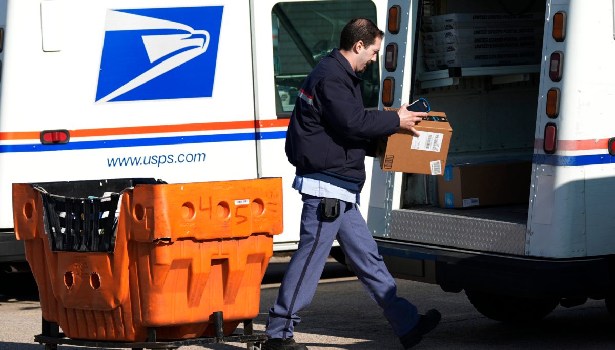 A 'D' for the USPS Delivering for America plan