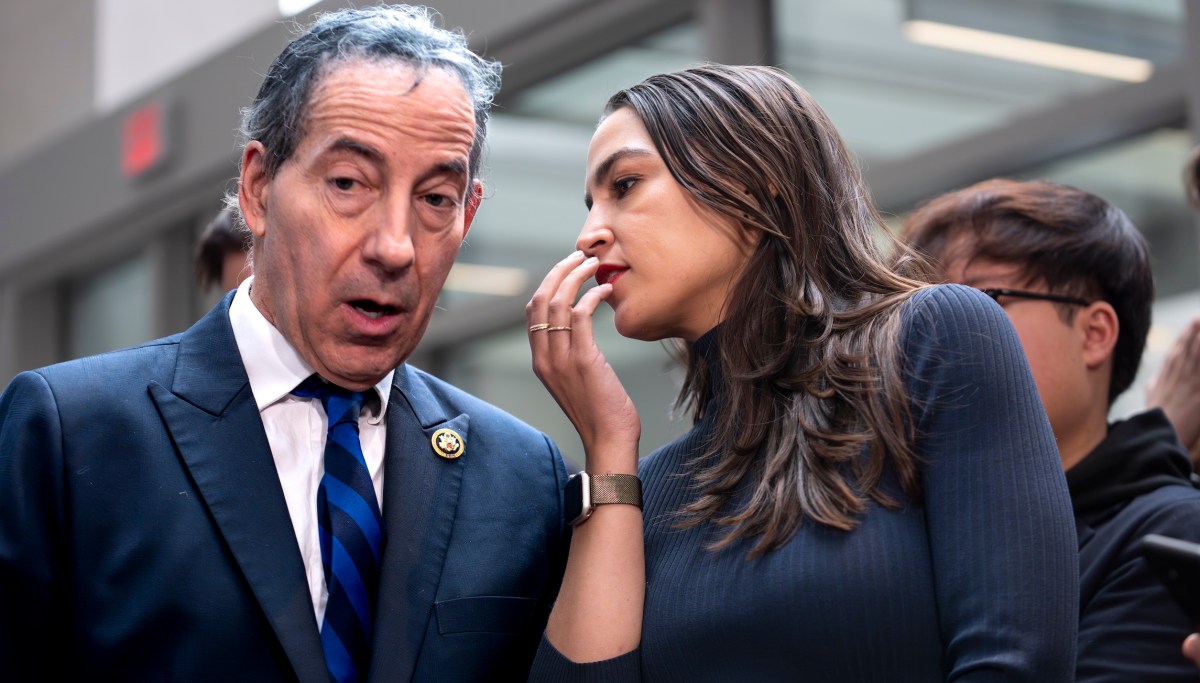'We need to go after the Supreme Court': AOC calls for investigation ...