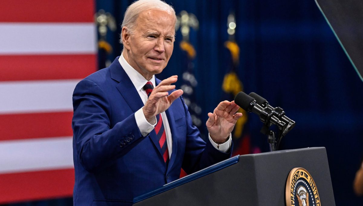 Biden pokes fun at Trump's 'orange hair' during closed-door fundraiser