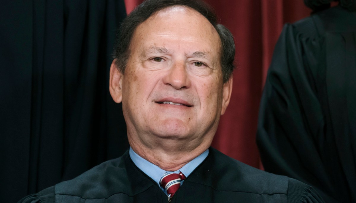 Alito and Roberts secretly recorded in latest attempt to undermine ...