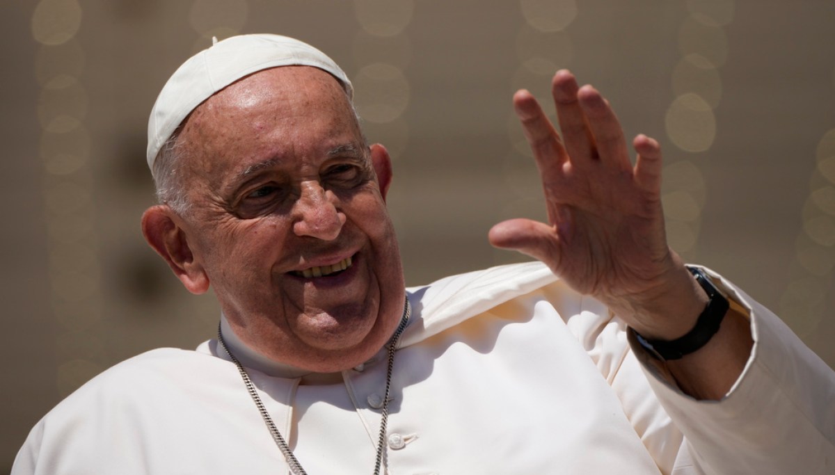A weak Pope Francis is wielding power and rewriting the narrative of ...