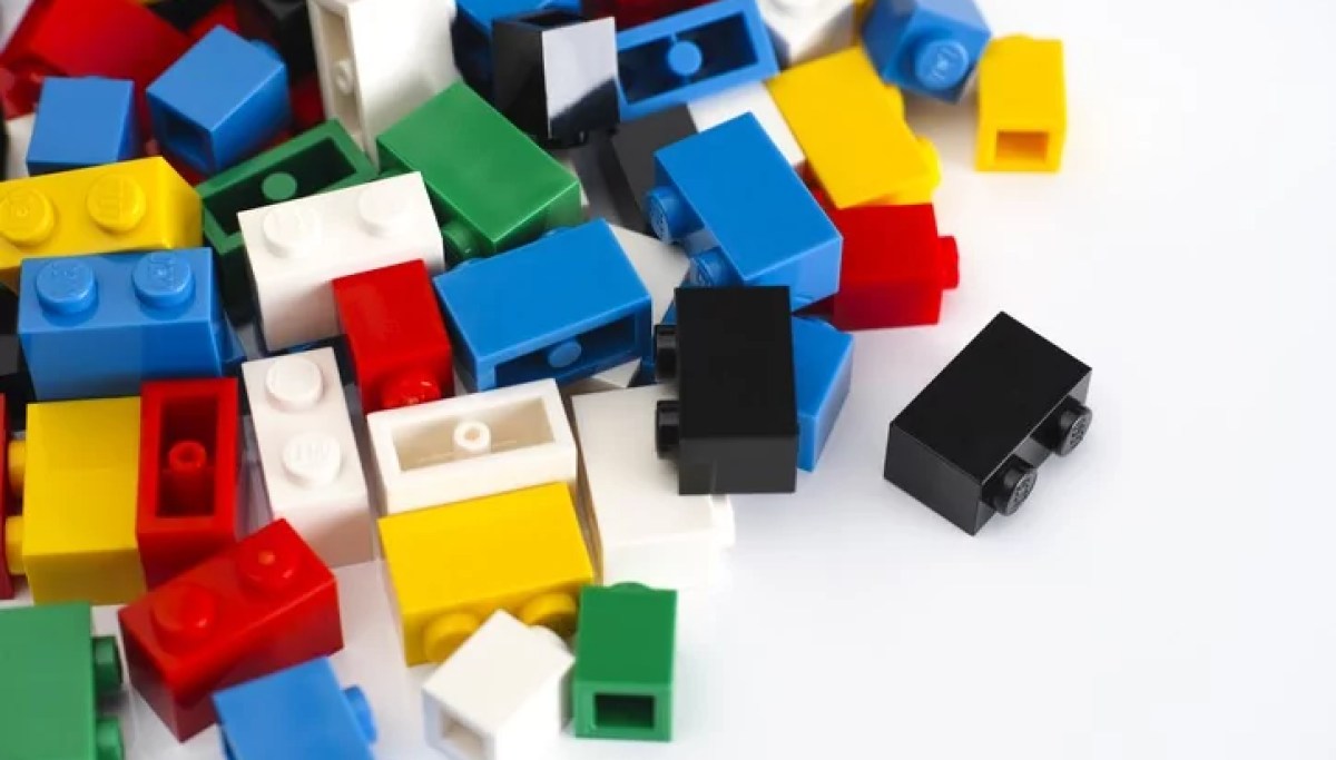 Lego releases LGBT 'Pride Parade' video