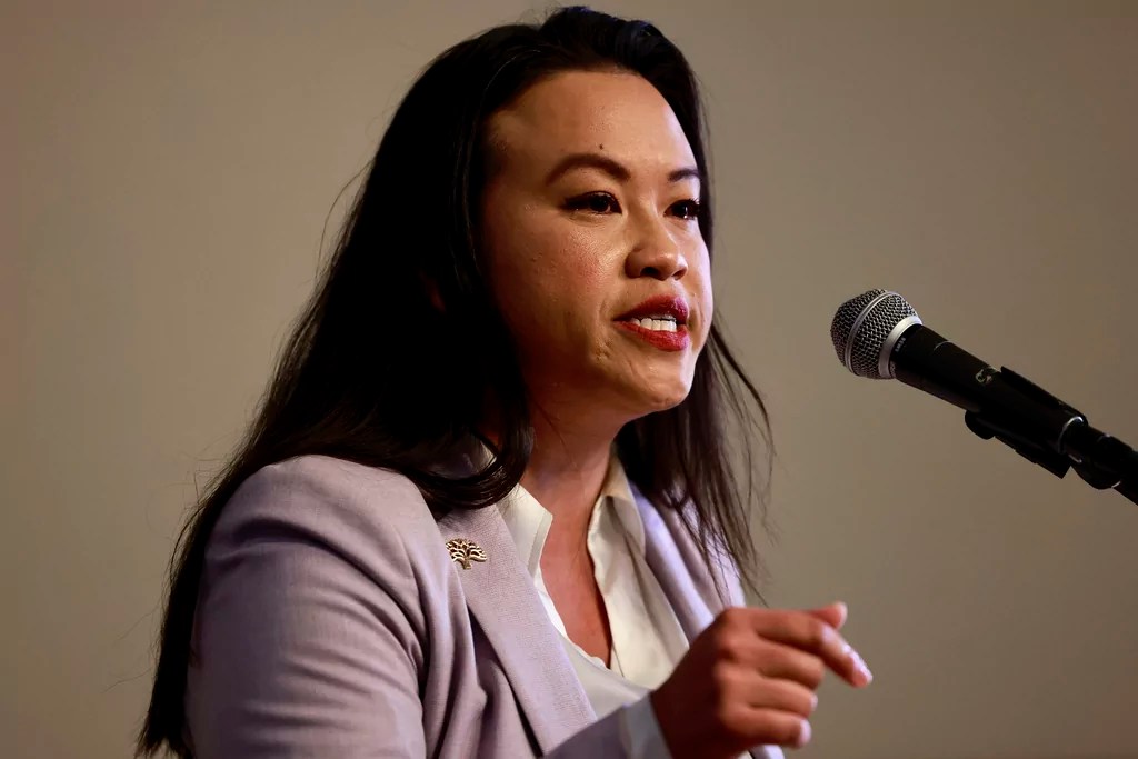 Oakland Mayor Faces Crime Problem