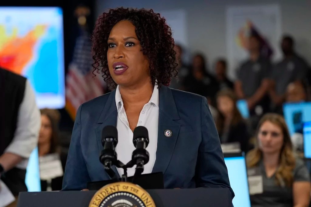 DC mayor hopes new leader can reform violence prevention program after ...