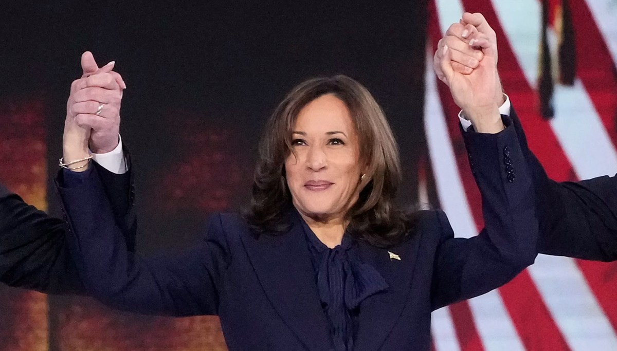 Harris ducks questions and relies on 'journalists' to defend her campaign
