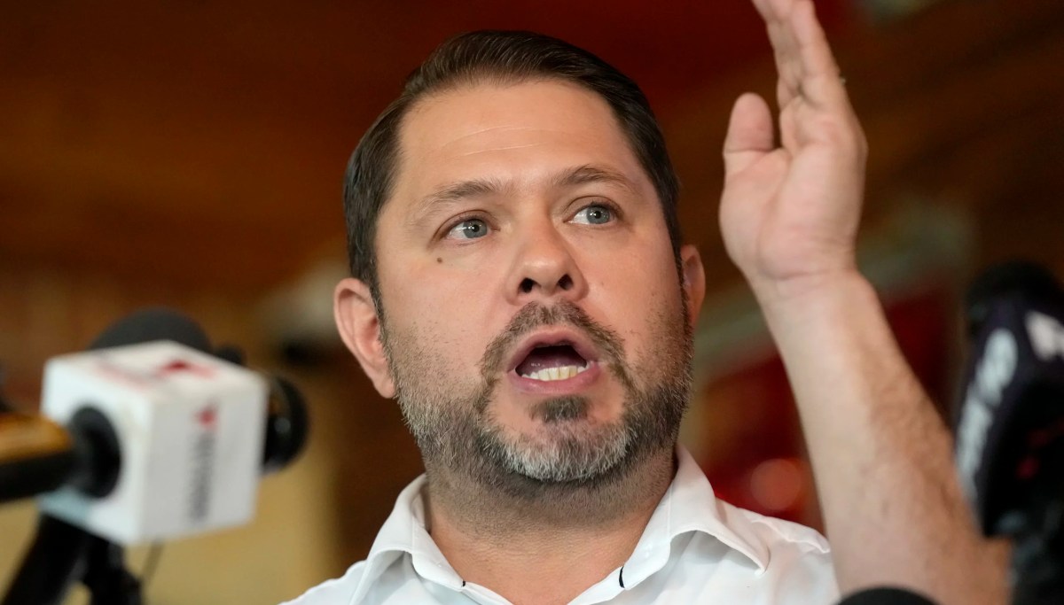 Gallego becomes first Democrat to back border bill to expand CBP hiring