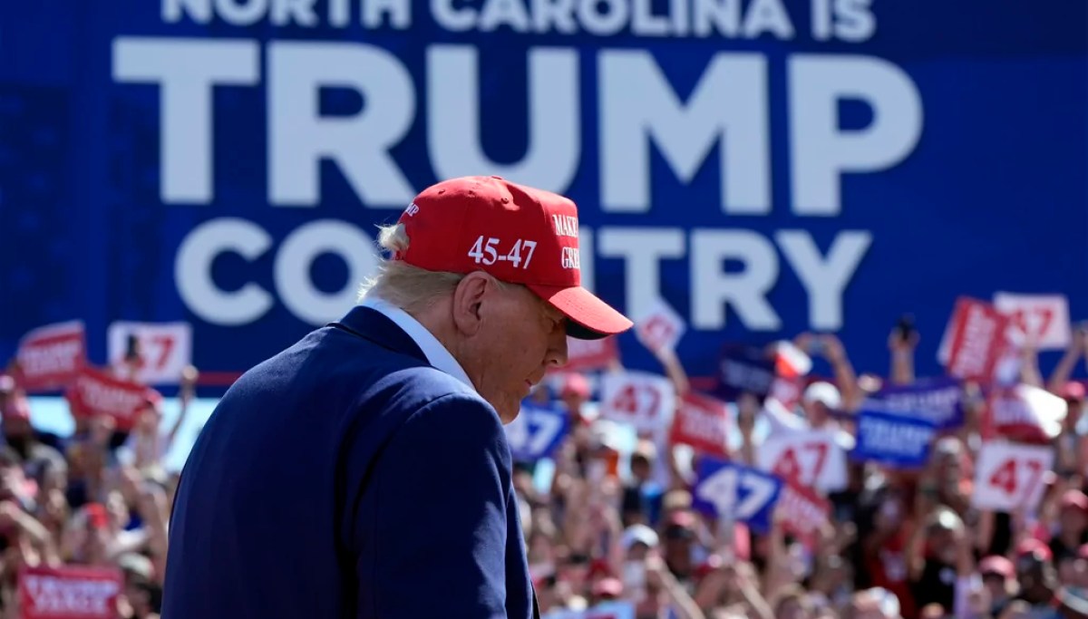 DNC launches Trump 'chicken suit' ads to goad him into new debate