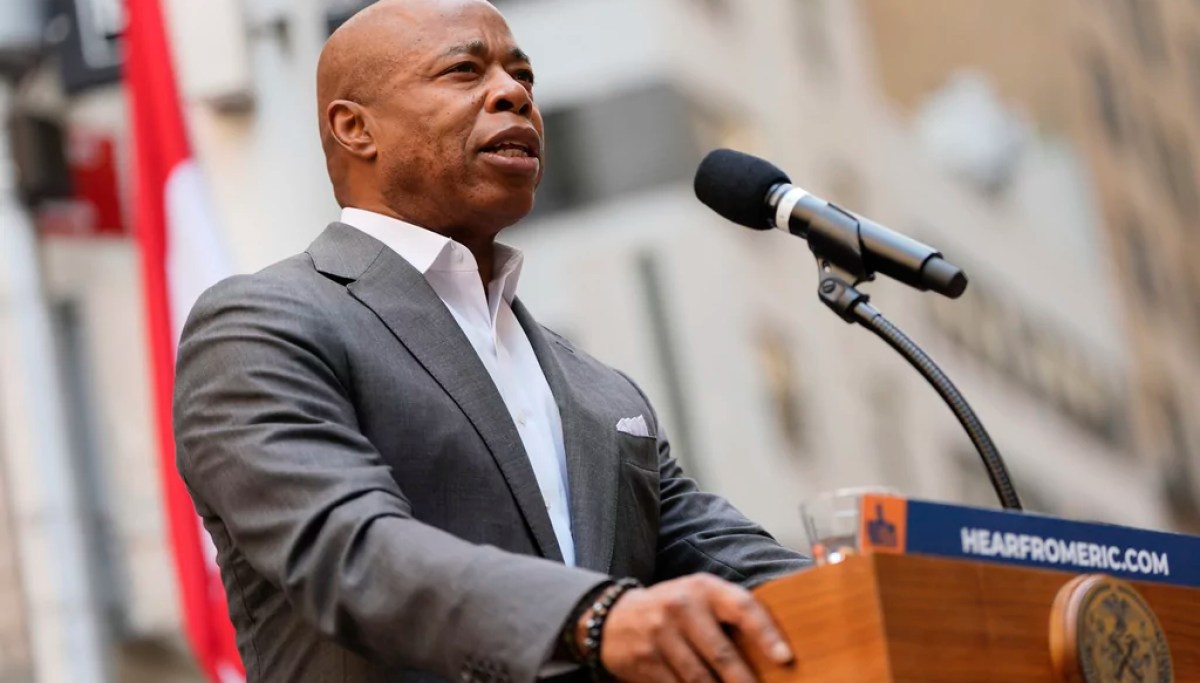 FBI raids homes of NYC Mayor Eric Adams's top aides