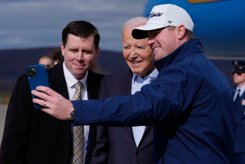 Biden closes campaign for Harris in hometown of Scranton - Washington ...