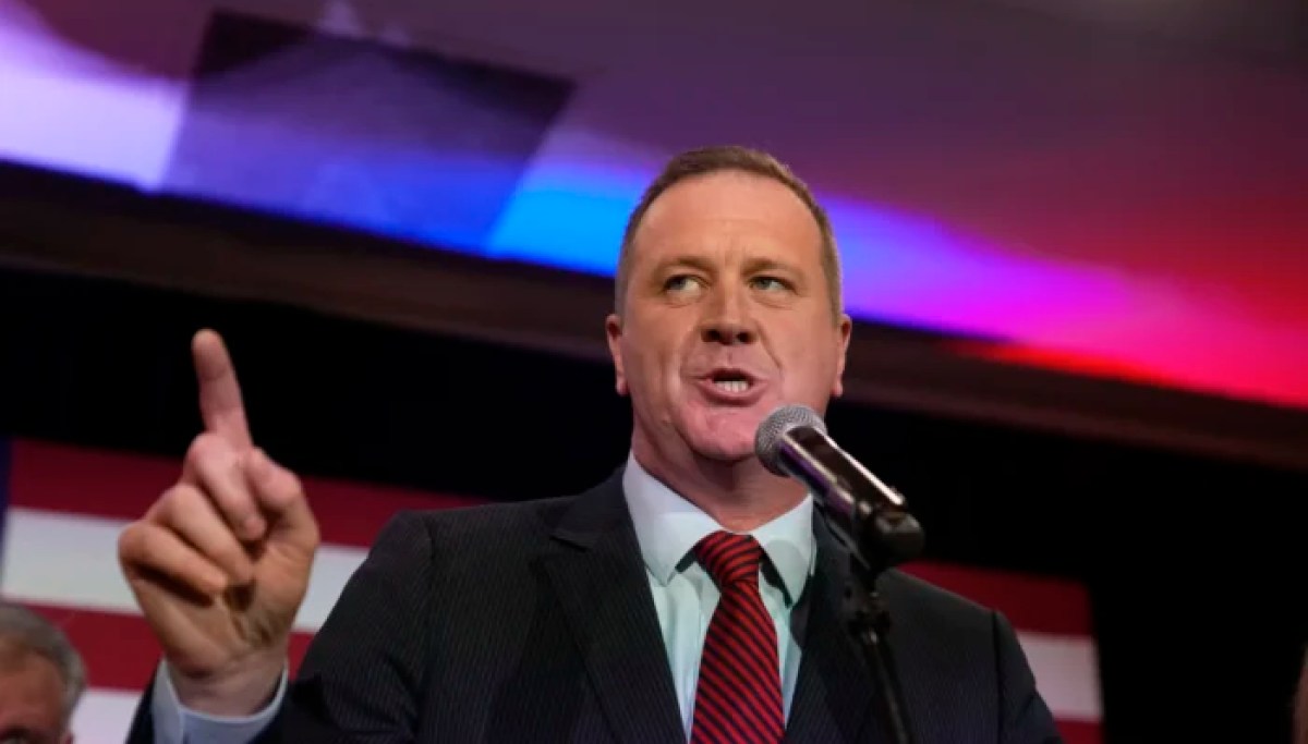 Sen. Eric Schmitt asks Schumer to join fight opposing 'censorship machine'