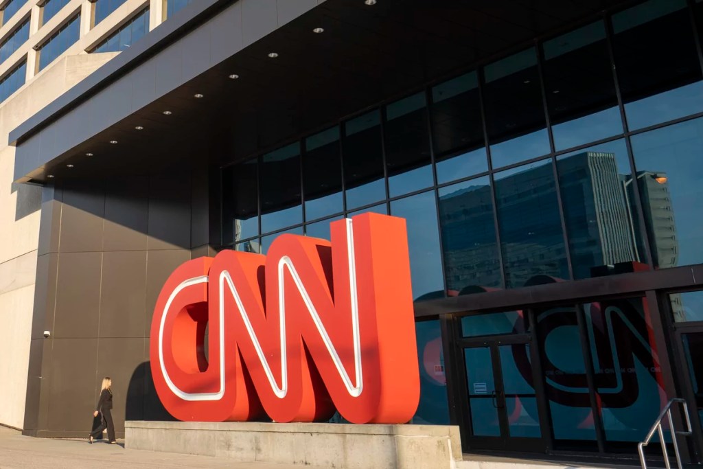 CNN finishes year with smallest audience in network's history