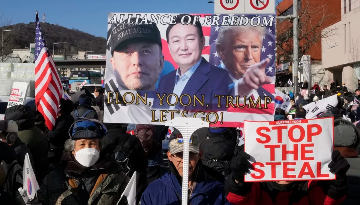 Tesla supporters show up in force outside Utah dealership as leftist ...
