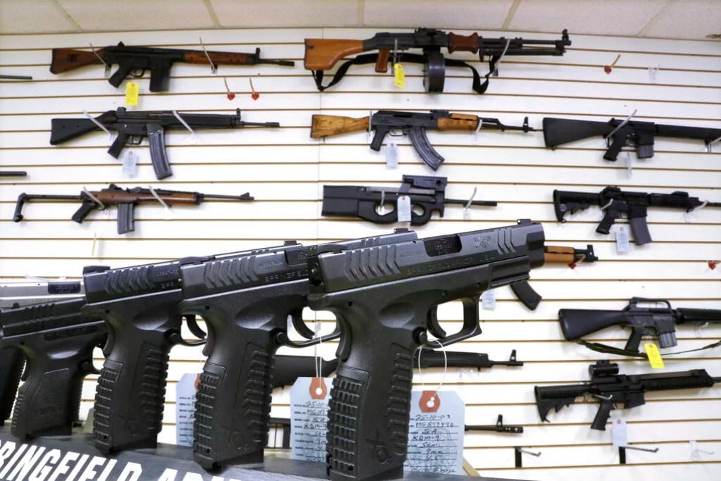 Semi-automatic gun age restriction bill goes to Nevada governor