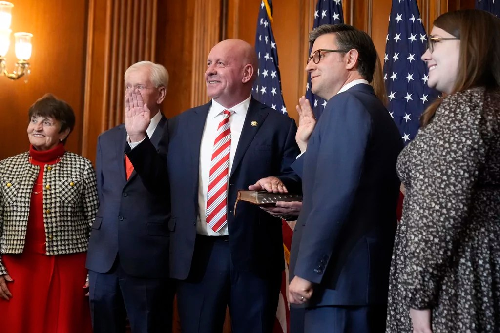 'Regulation Decimation Act' would enact Trump's plan to ax federal ...