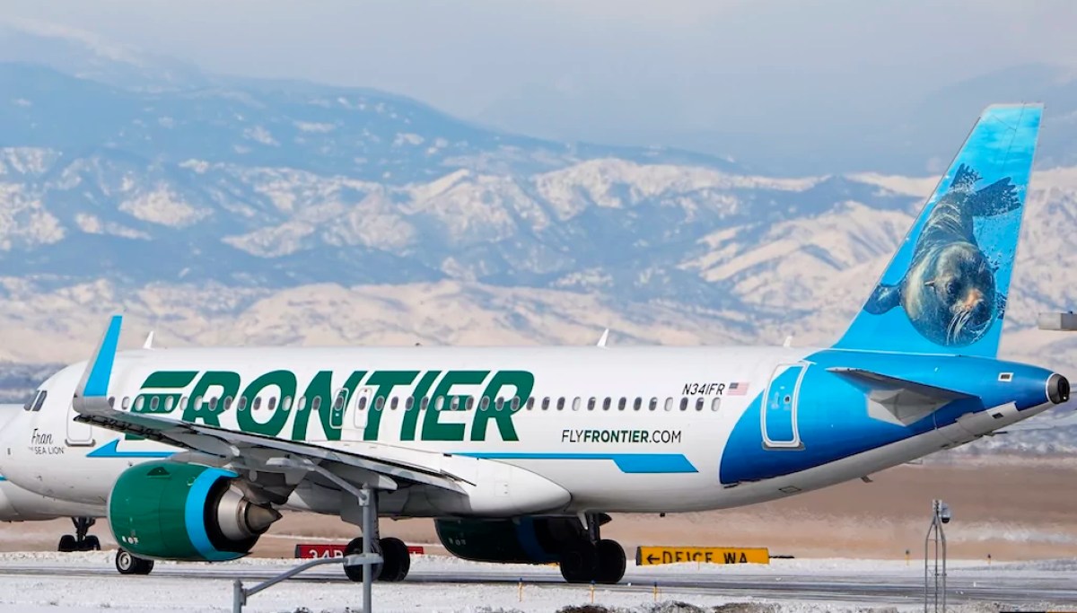 Spirit Airlines plays hardball with Frontier's second merger bid ...