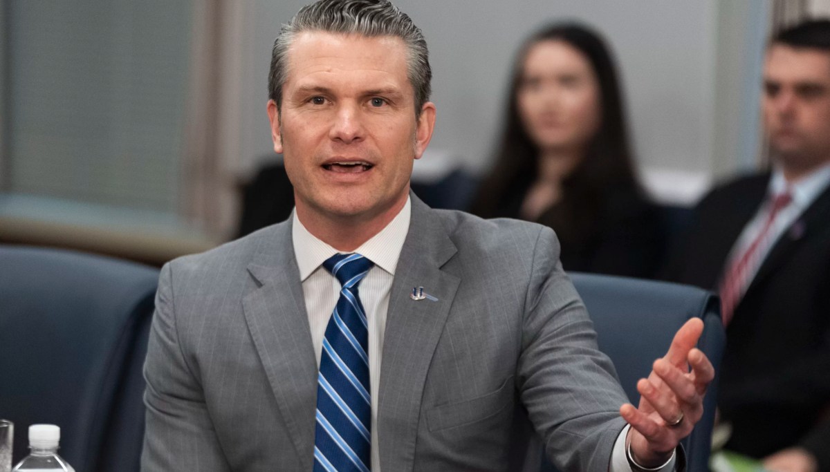 WATCH LIVE: Hegseth delivers speech in Singapore